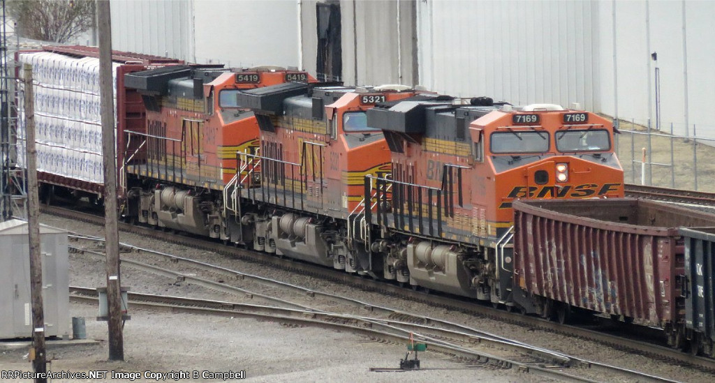BNSF 7169 - BNSF 5321 - BNSF 5419